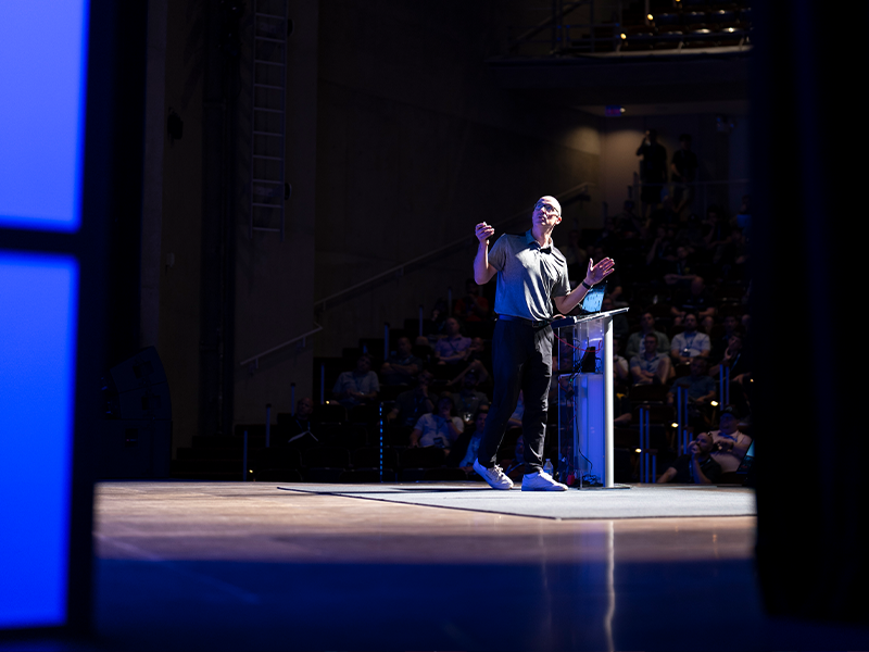 Main Stage - Presentation | The Coaches Site Live